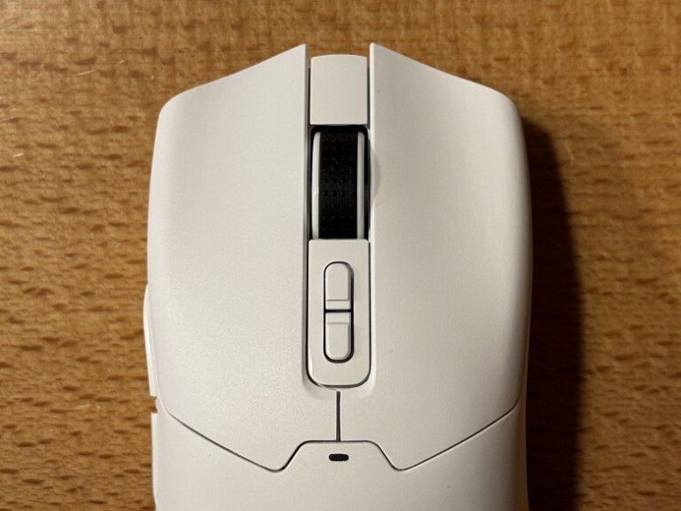 【Epomaker Click レビュー】見た目はシンプル中身は高性能！最大42000DPIに対応した3way接続できる軽量なゲーミングマウス ...