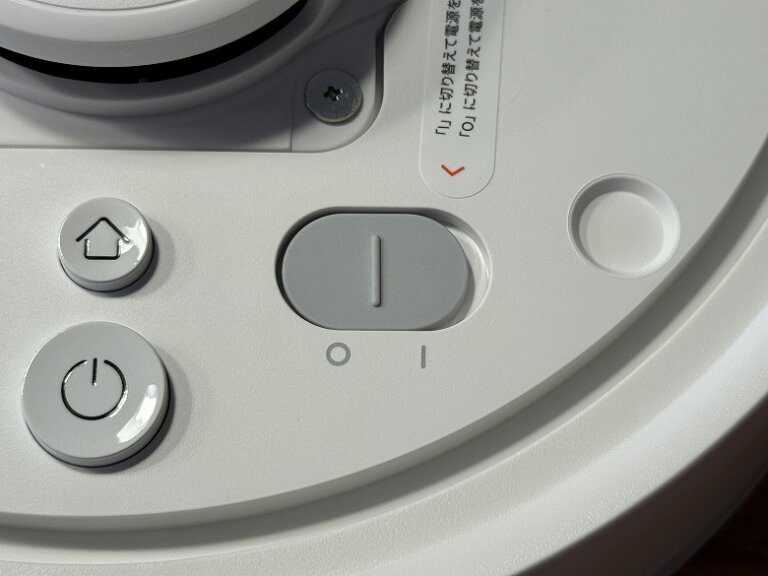 【SwitchBotロボット掃除機 K11+ レビュー】全自動ゴミ収集付きでこの価格!? 静音&パワフルなロボット掃除機 | ガジェルバ